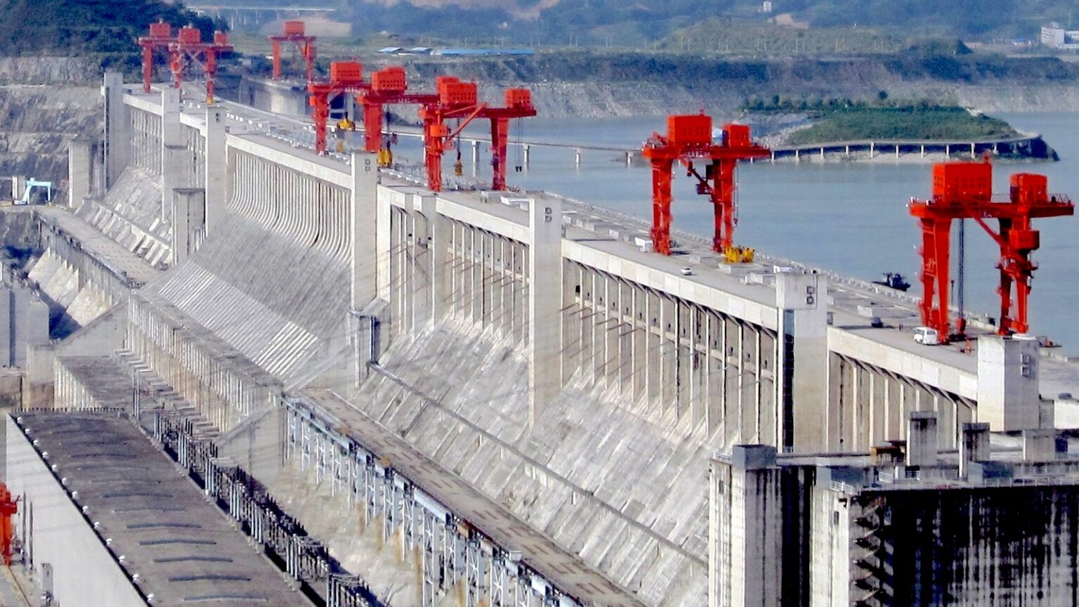 Kina bygger världens största damm som kommer försörja 300 miljoner ...