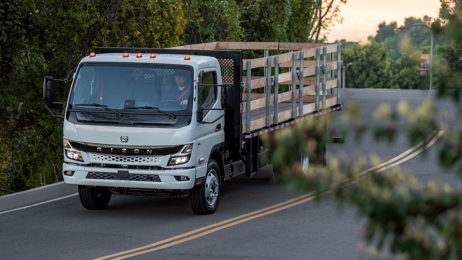 Rizon lanserar eldrivna lastbilar för byggen och transporter i ...